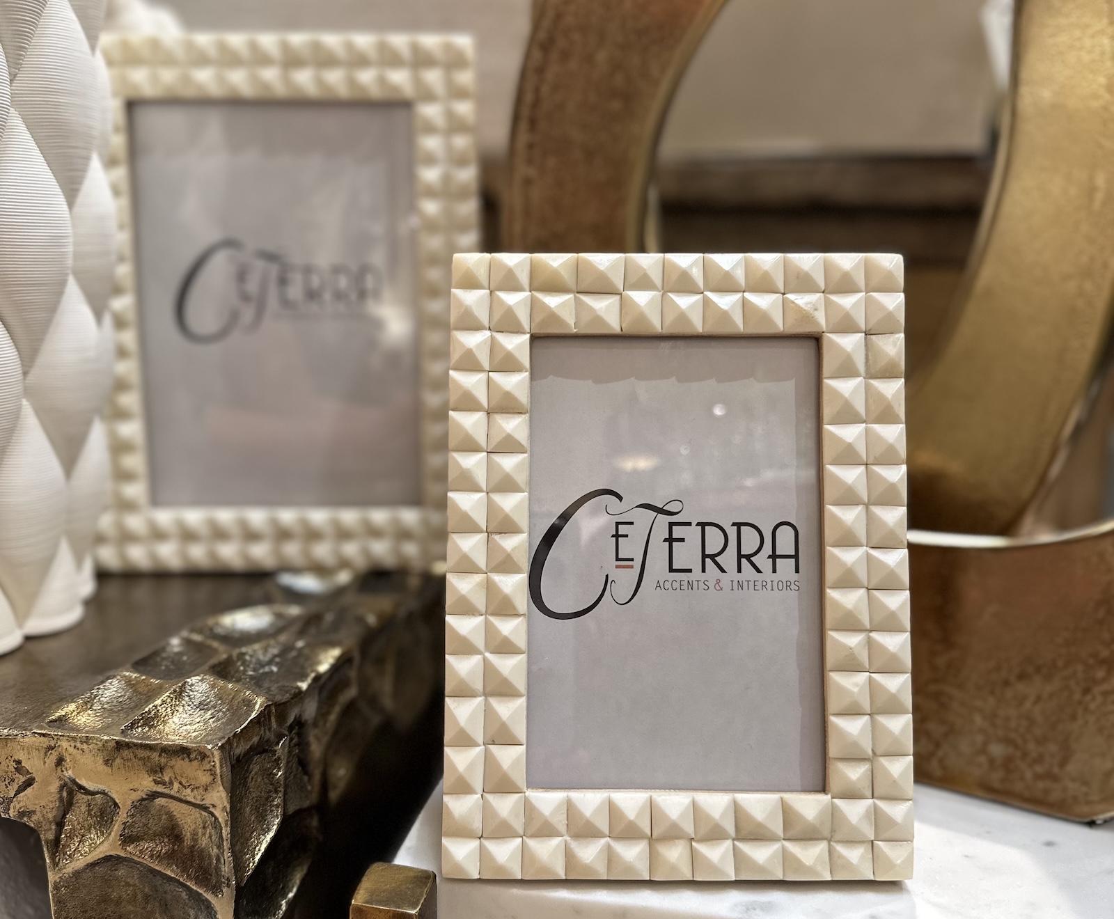 Designer Picture Frames: The Best Materials